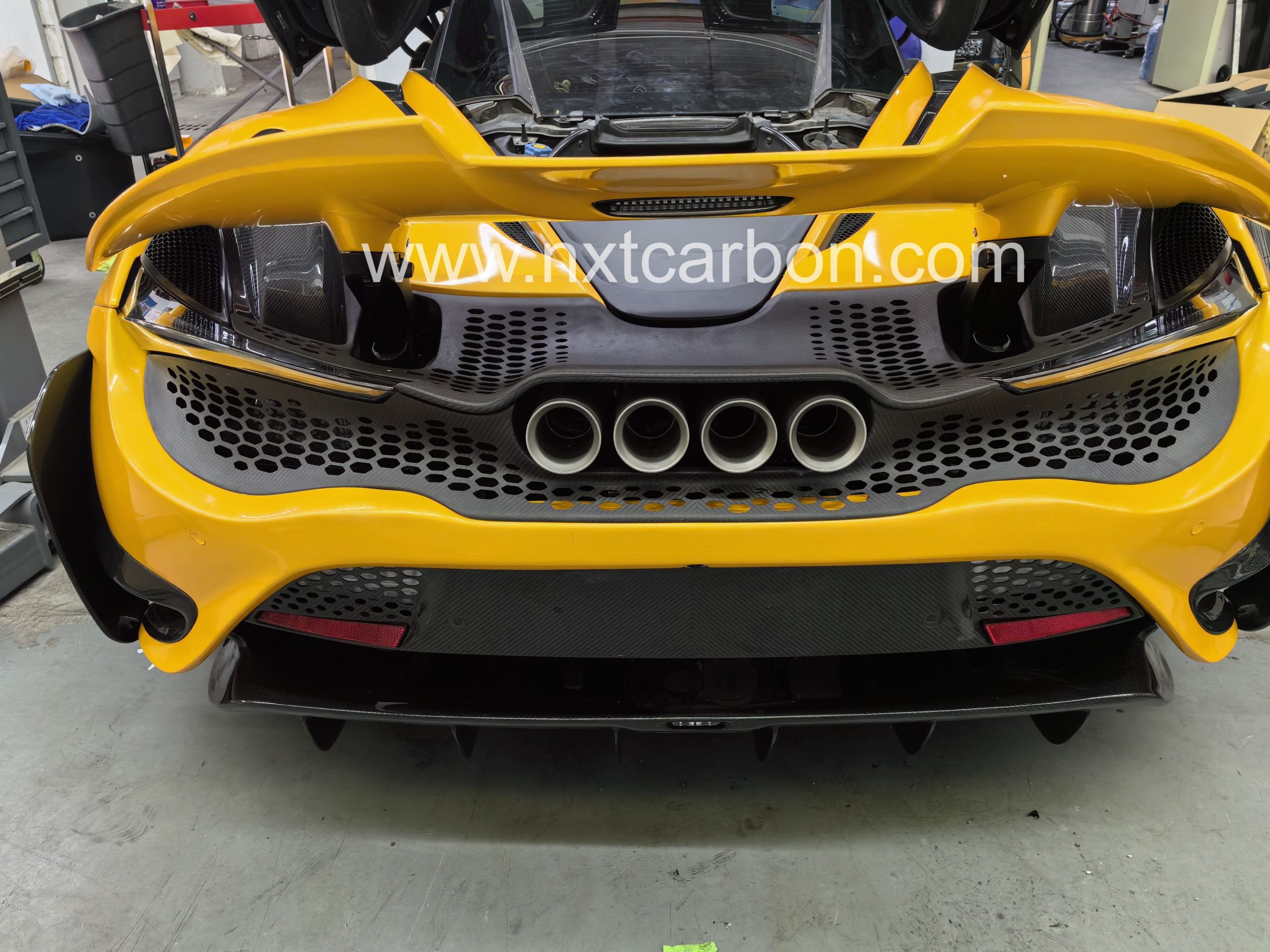 Mclaren 720s upgrade 765lt body kit - NXTCarbon